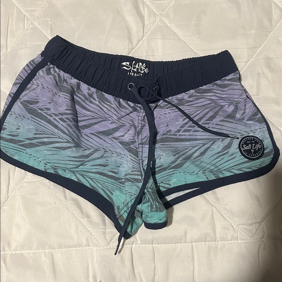 Salt Life | Shorts | Salt Life Leaf Pattern Shorts In Purple And Green ...
